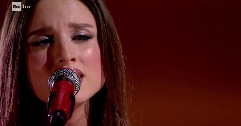 Ascolti TV 9 febbraio: la serata duetti e cover di Sanremo 2024 Ascolti TV 9 febbraio: la serata duetti e cover di Sanremo 2024
